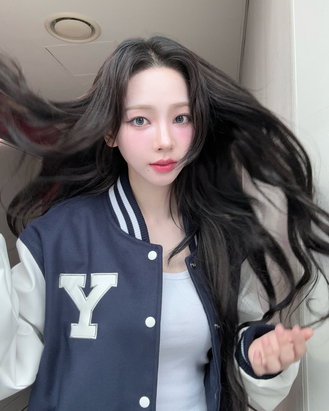 240525 Karina Instagram Update 2 - AESPA CLUB