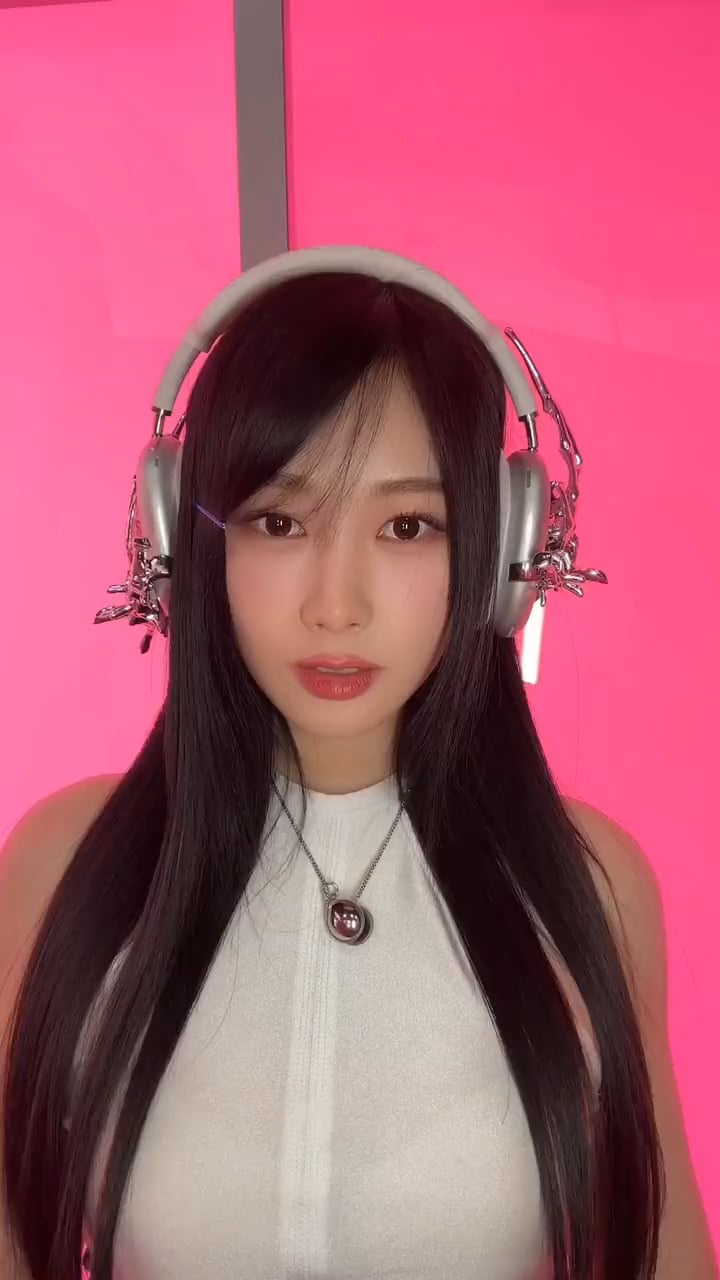 240701 aespa TikTok Update with Giselle - ·˚ : I am the best ·˚ : * - AESPA CLUB