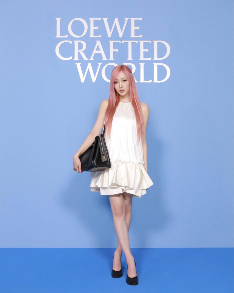 250327 LOEWE Twitter Update with Giselle - Brand Ambassador GISELLE ...